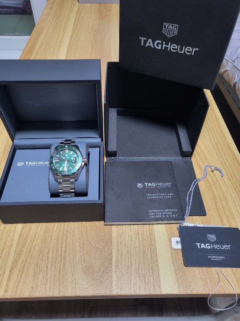 Tag Heuer Aquaracer green hulk, Luxury, Watches on Carousell
