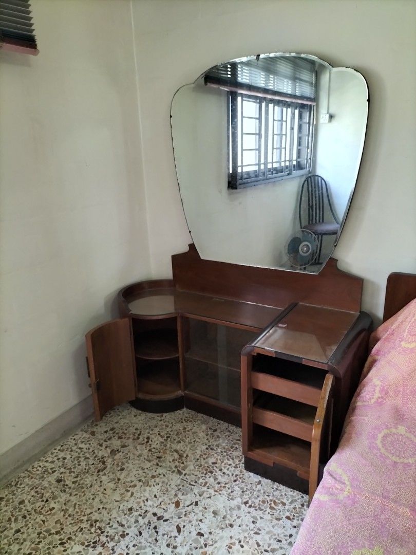 Teak wood dressing table with mirror and drawers with lock, Furniture ...