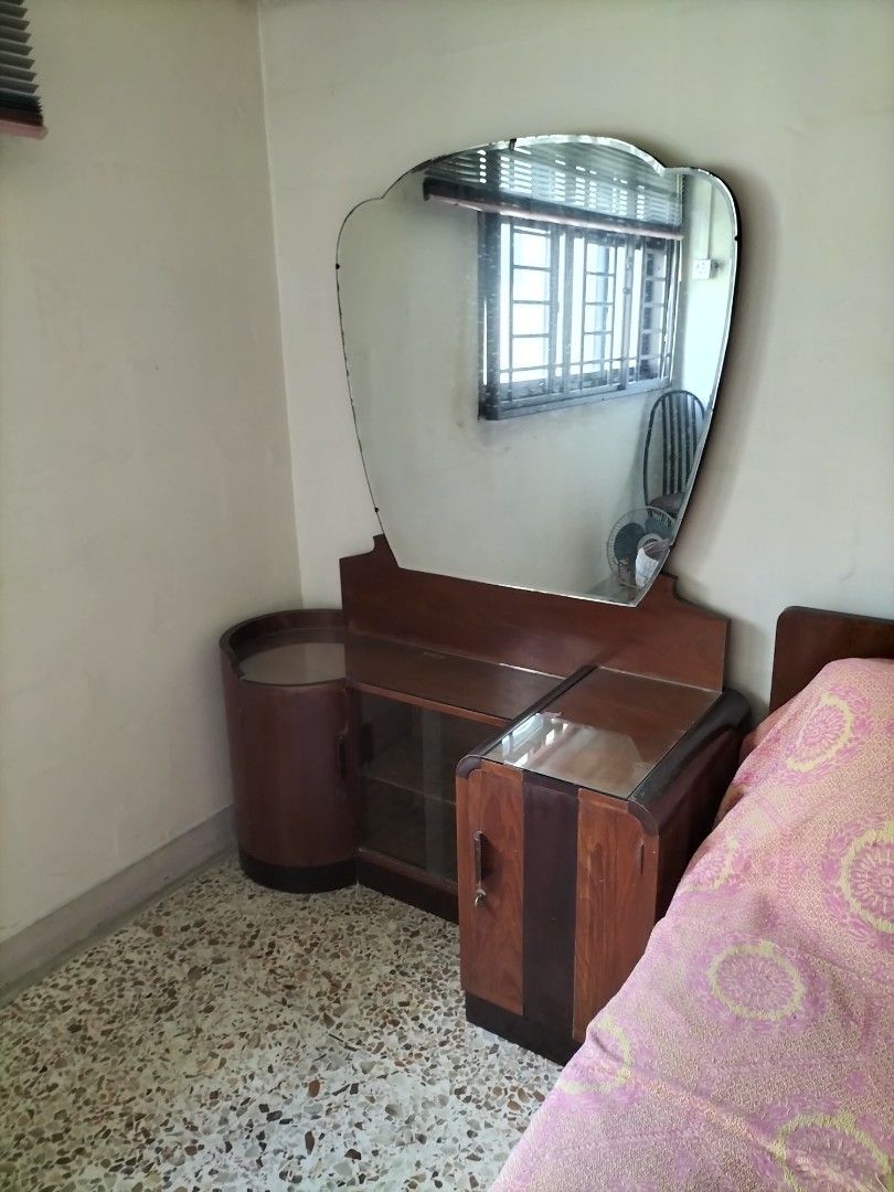 Teak wood dressing table with mirror and drawers with lock, Furniture ...