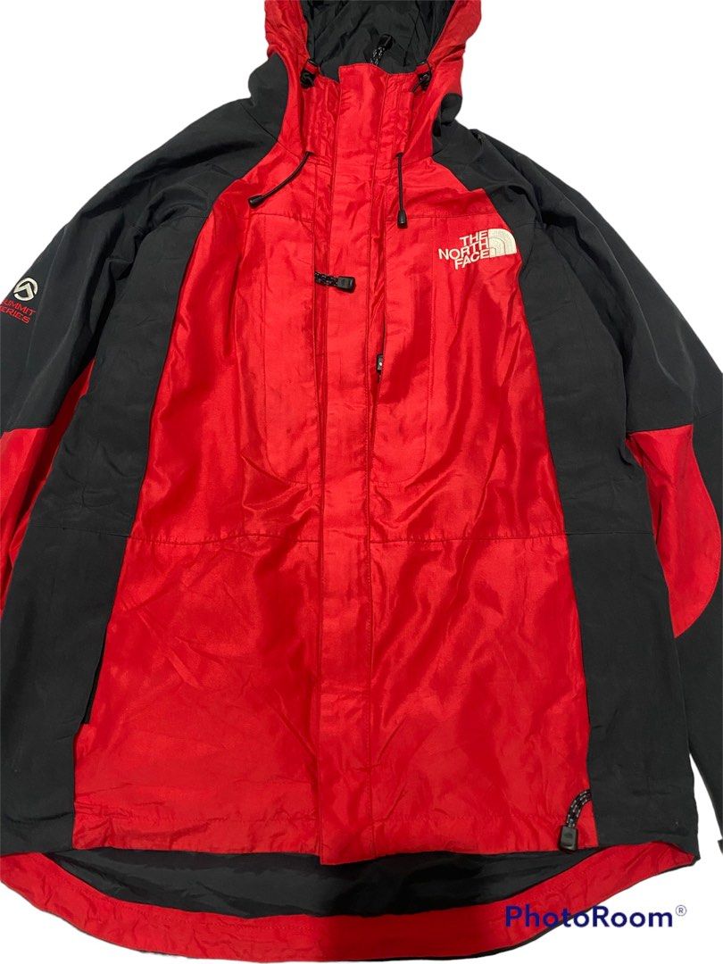 TNF gore-tex, Men's Fashion, Coats, Jackets and Outerwear on Carousell