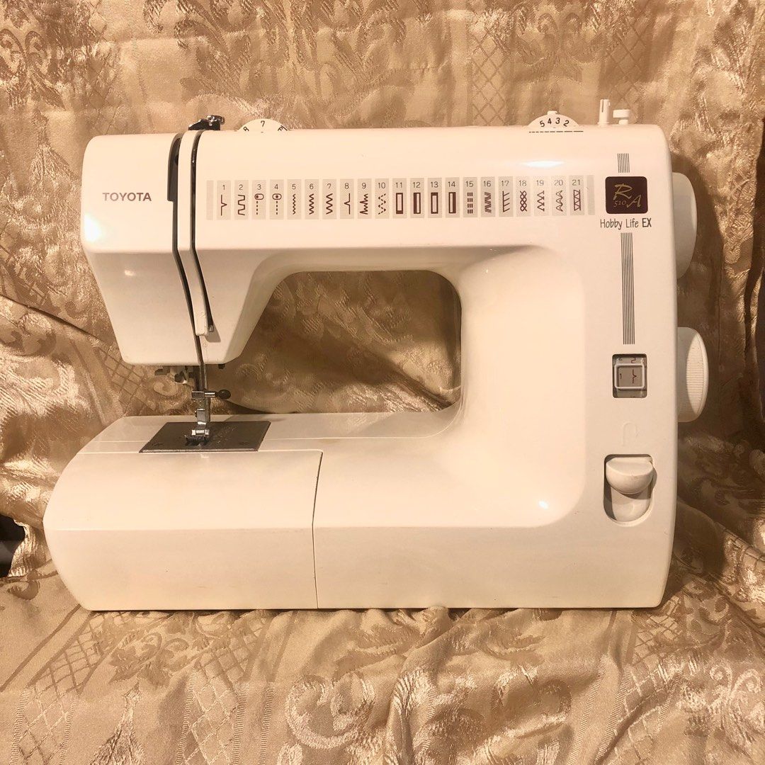 Toyota Sewing Machine (RS2000-2D) on Carousell