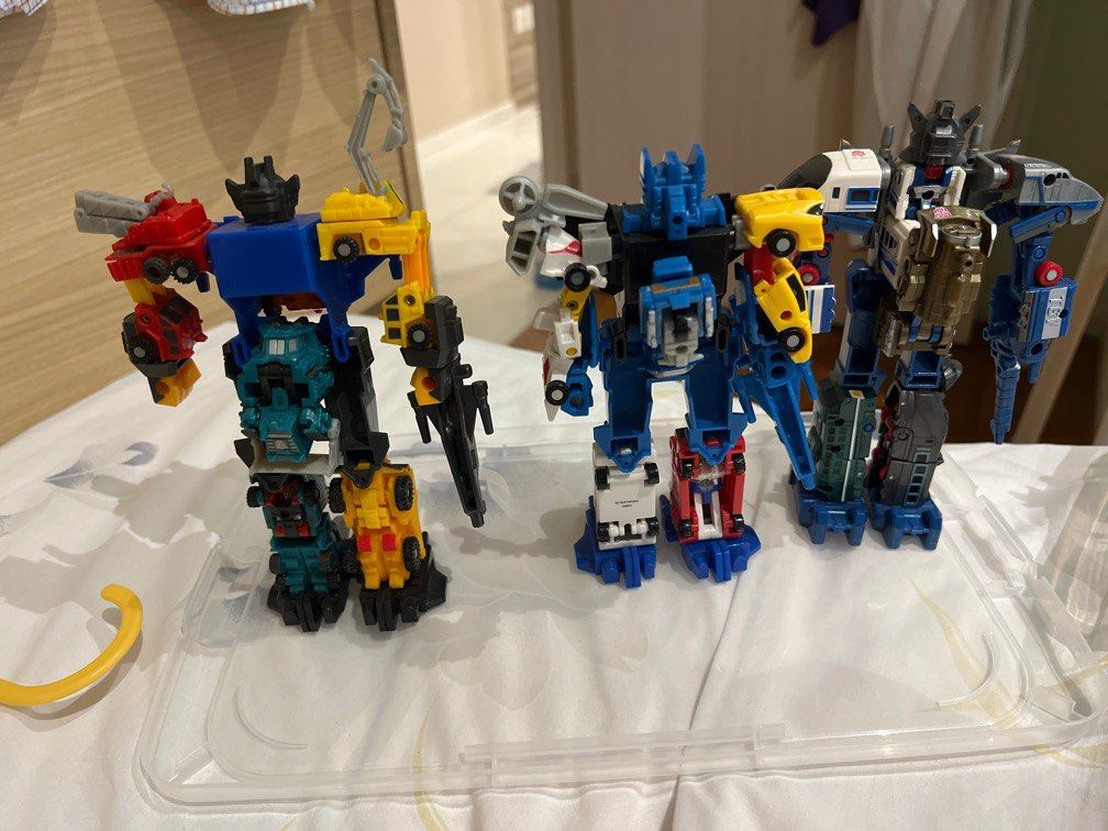 Transformers micromaster combiner, Hobbies & Toys, Toys & Games on ...