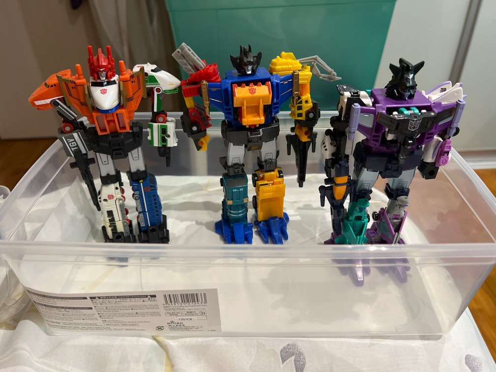 Transformers micromaster combiner, Hobbies & Toys, Toys & Games on ...