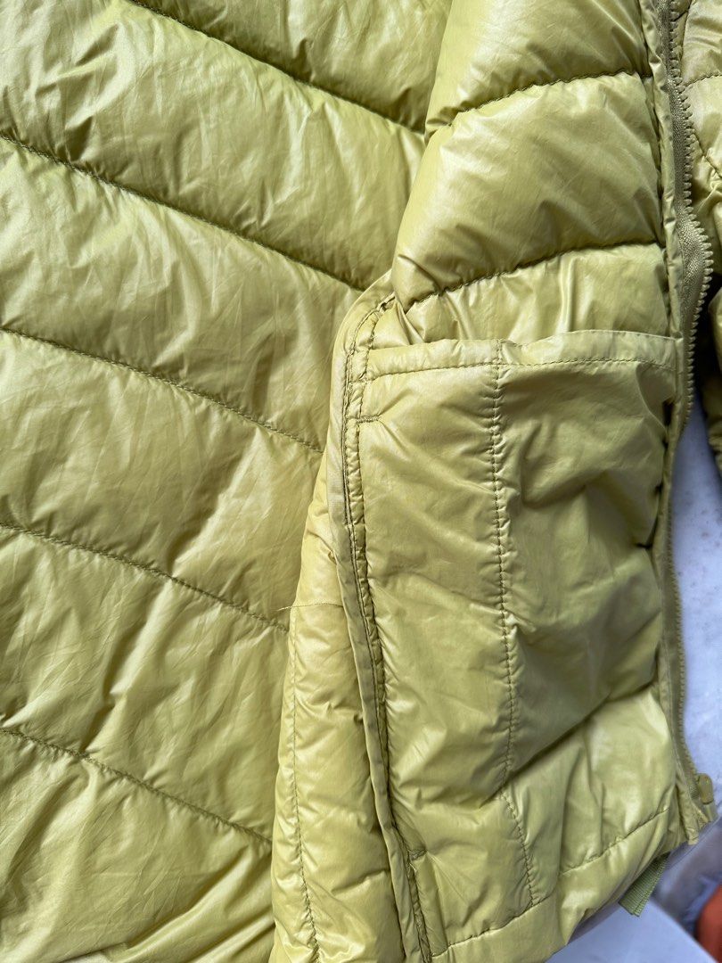Uniqlo Apple Green Pocketable Jacket, Women's Fashion, Coats, Jackets ...