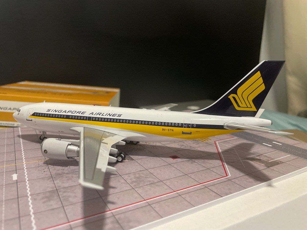 WB 1/200 Singapore Airlines A310 9V-STN with 3TEN logo full die cast ...