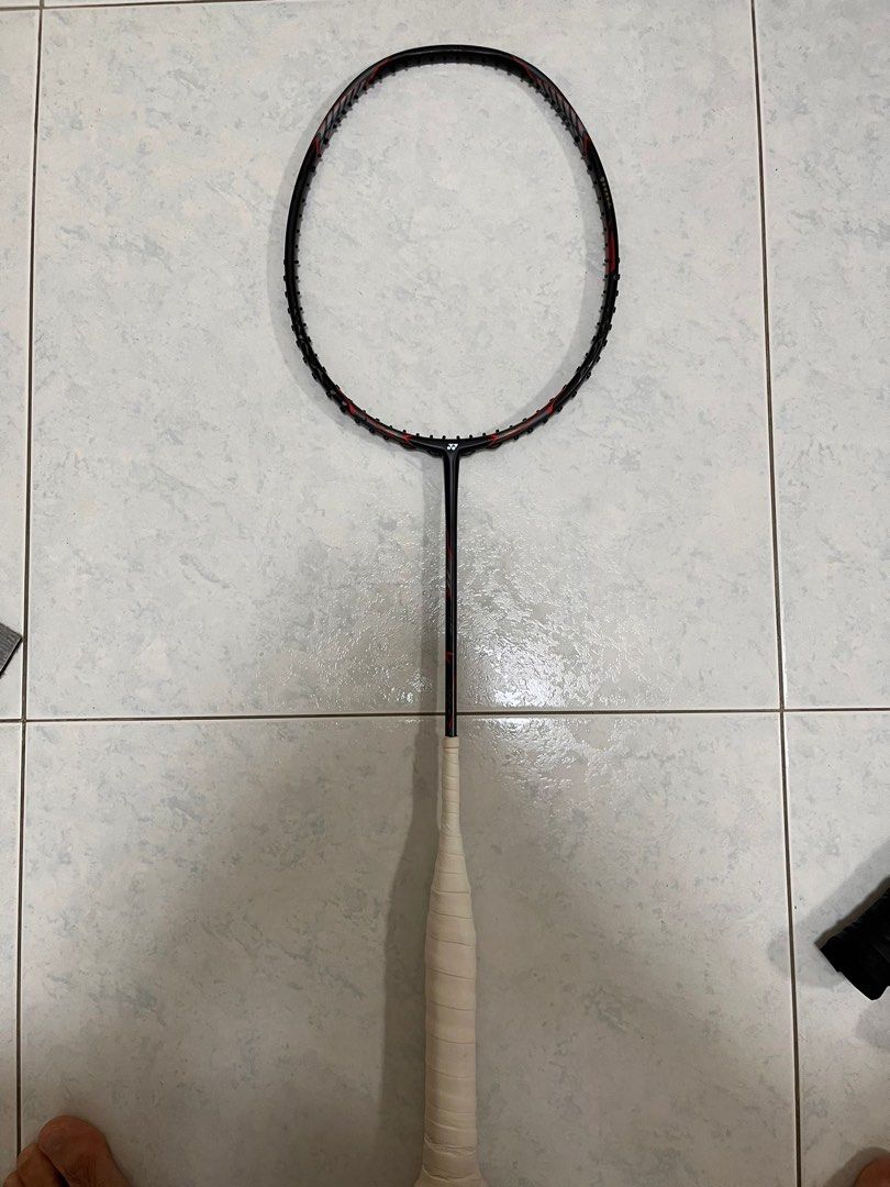 Yonex Voltric LD Force, Sports Equipment, Sports & Games, Racket & Ball ...