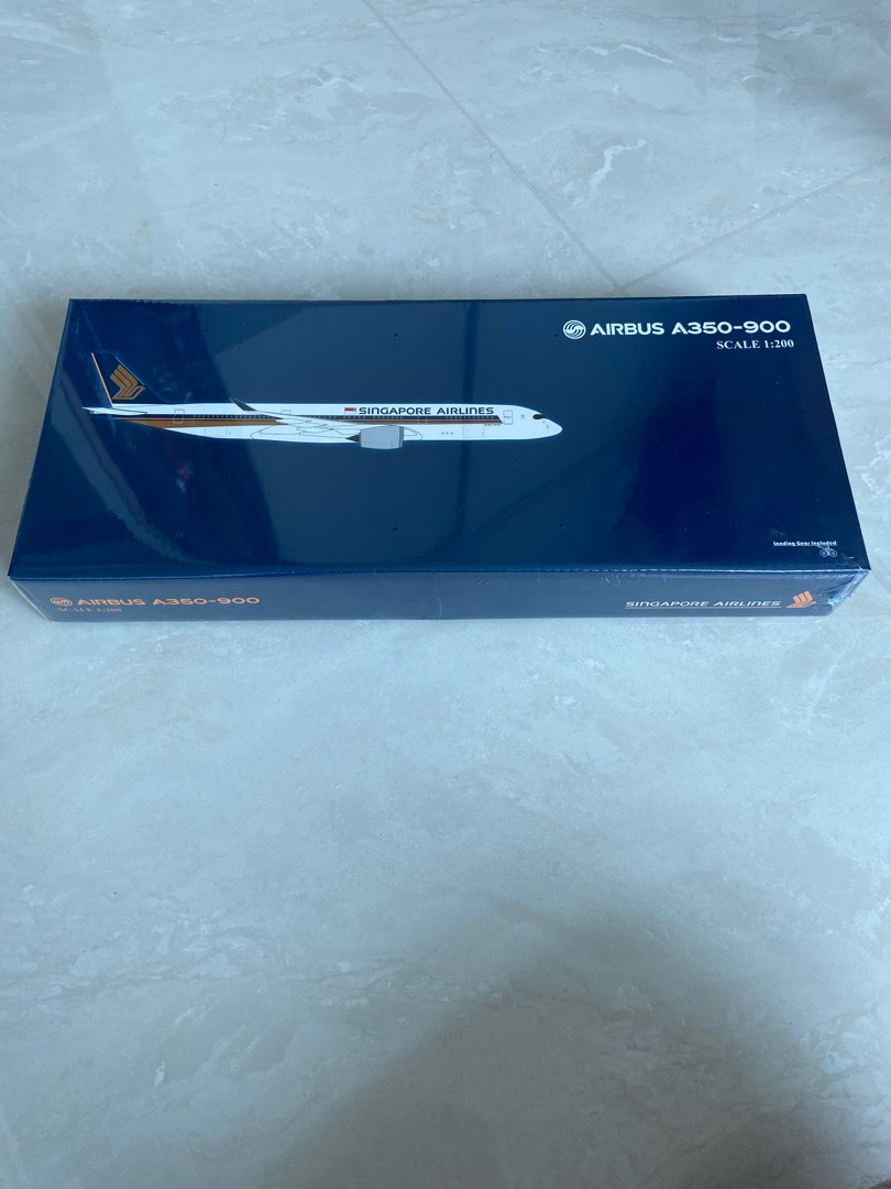 1/200 scale SIA airplane model A350-900, Hobbies & Toys, Toys & Games ...
