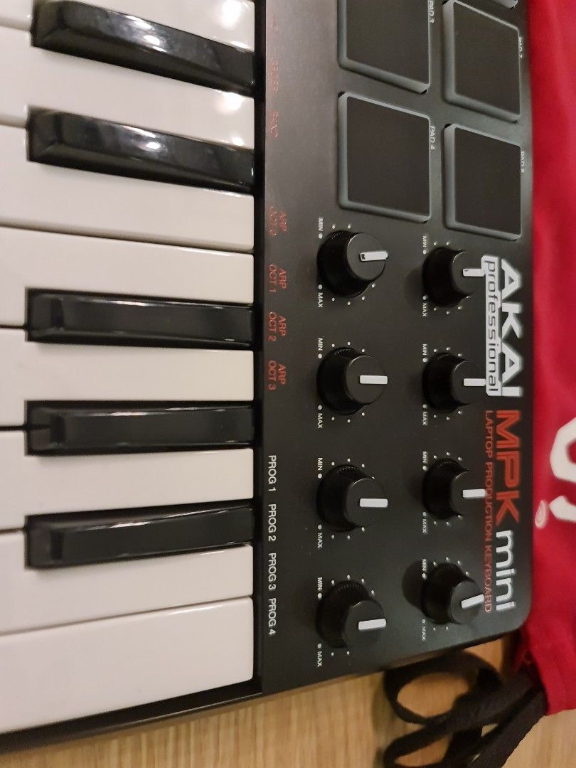 AKAI MPK Mini Mk1 MIDI Controller, Hobbies & Toys, Music & Media, Musical Instruments on Carousell
