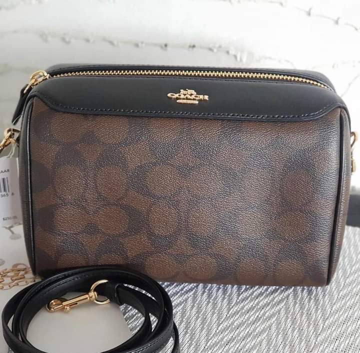 Authentic Coach Sling Bag, Luxury, Bags & Wallets on Carousell