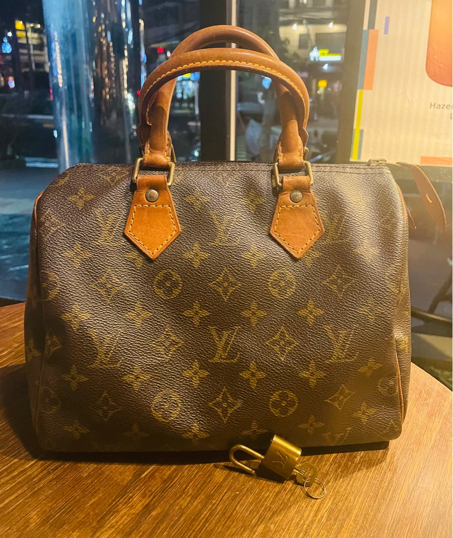 Authentic Louis Vuitton Speedy 25, Luxury, Bags & Wallets on Carousell