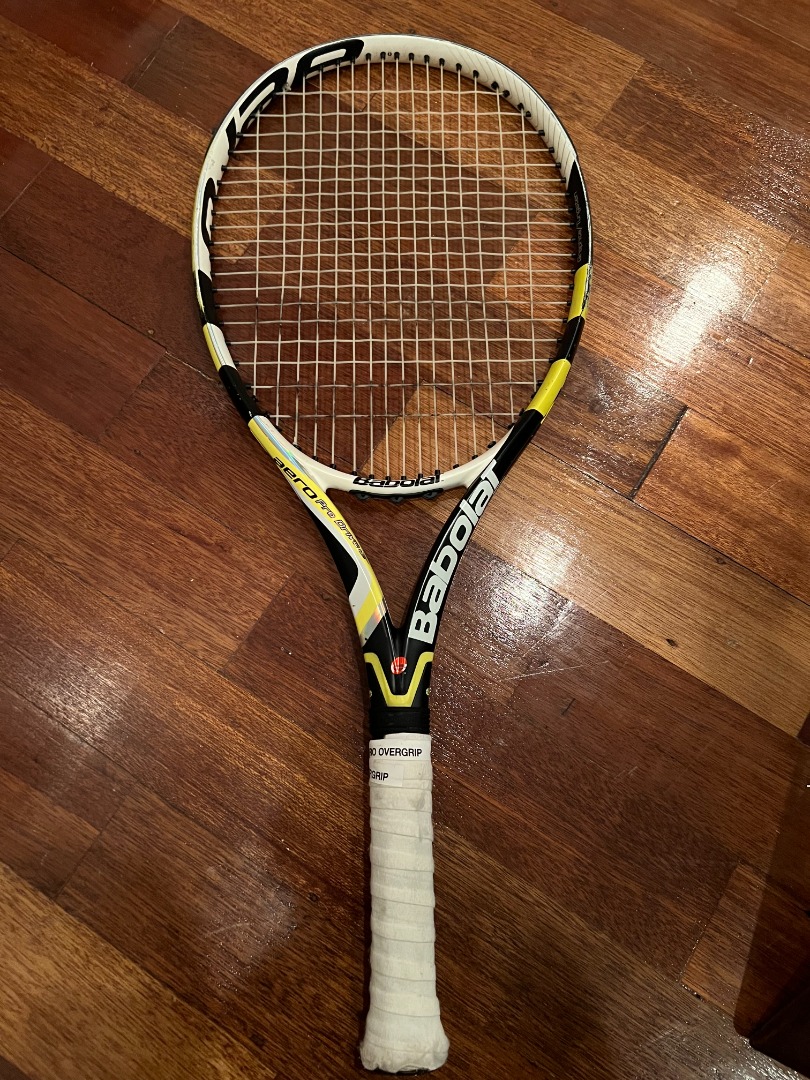 Babolat Aero ProDrive Jr. Tennis Racquet, Sports Equipment, Sports ...