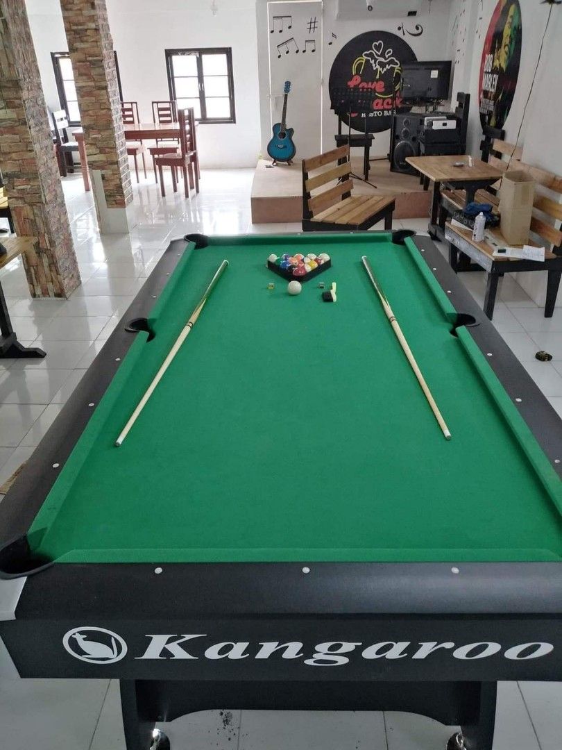 Brand new 4x7 kangaroo table, Sports Equipment, Sports & Games ...