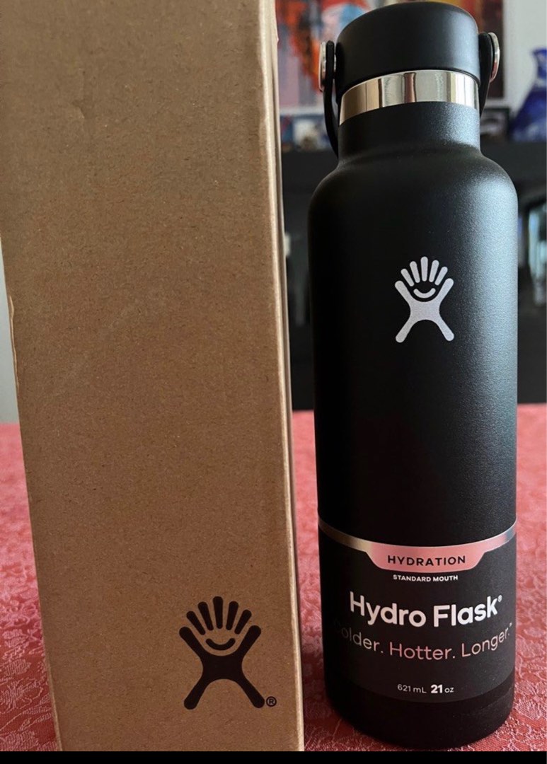 Brand new! HydroFlask 21Oz bottle, Furniture & Home Living, Kitchenware ...