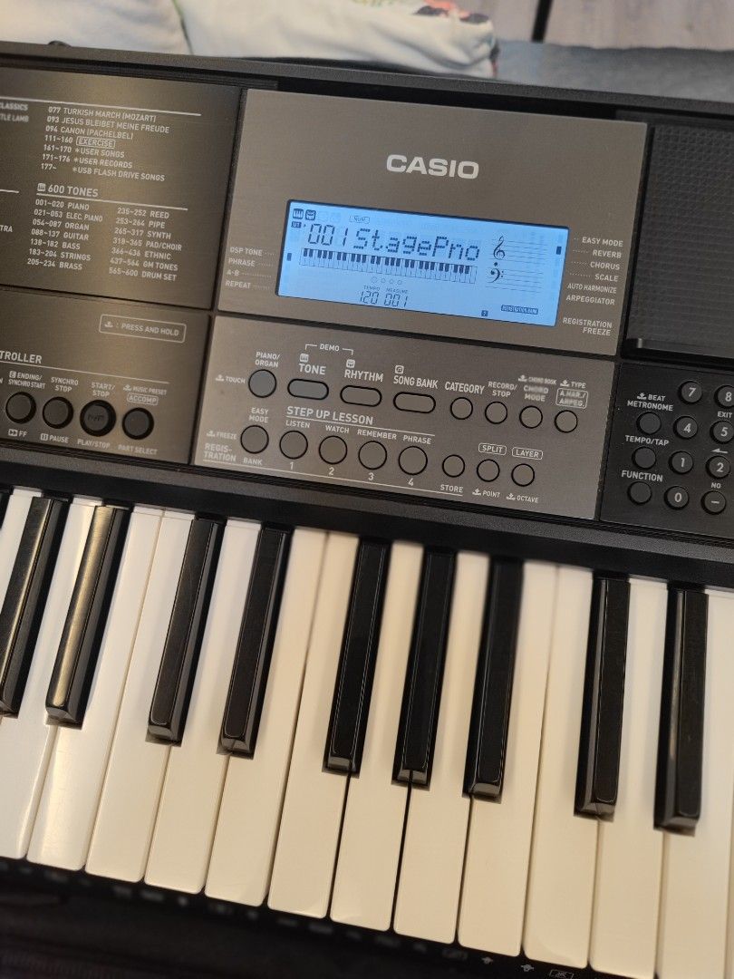 Casio Keyboard CT-X800, Hobbies & Toys, Music & Media, Musical ...