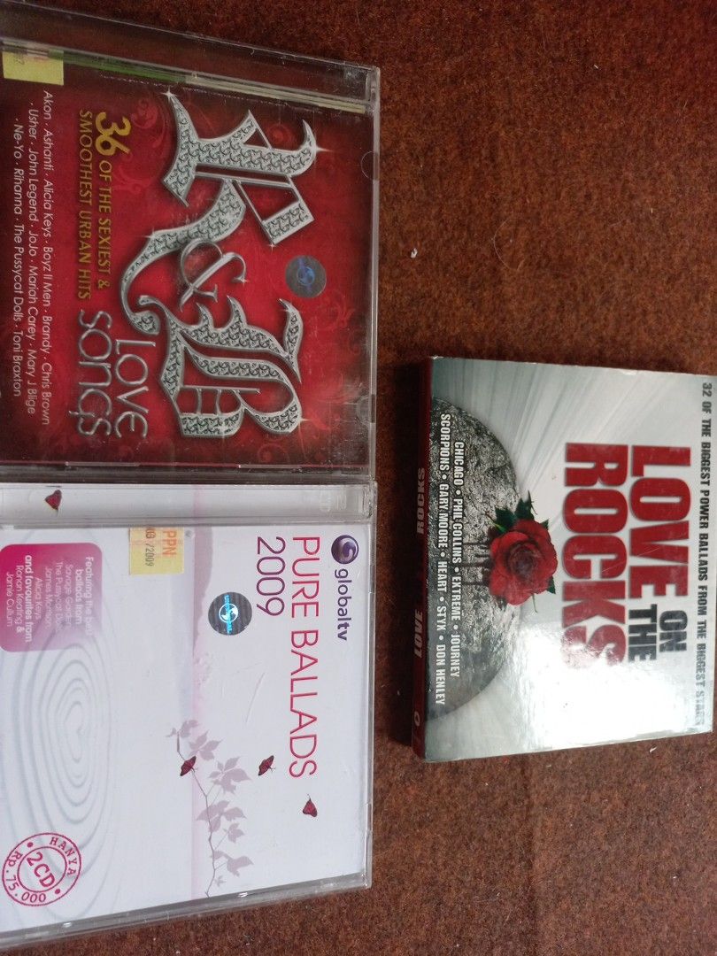 CD music kumpulan lagu balad, rock, r&B, Hits, Musik & Media, CD, DVD & Lainnya di Carousell