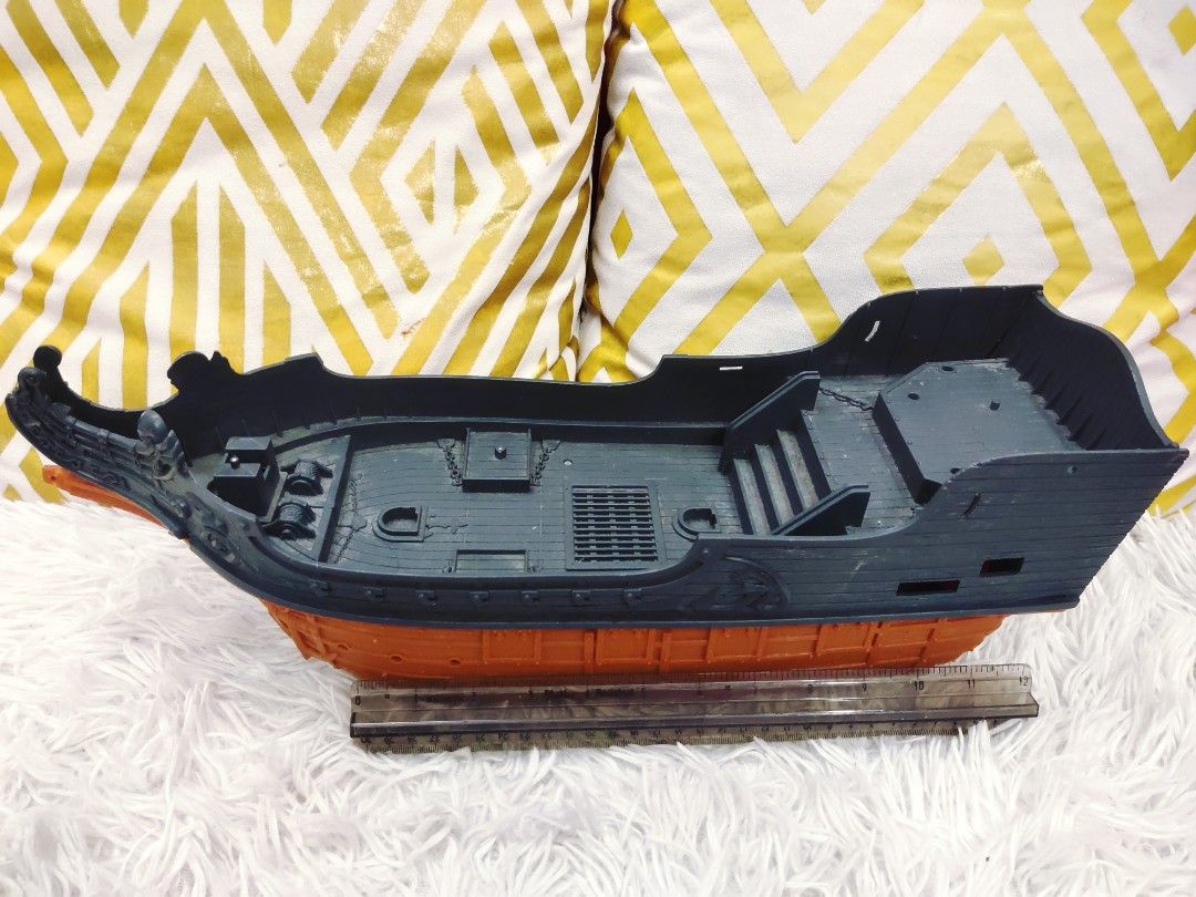 Chapmei pirate ship with 2 figurines disney pirate caribbean jack ...