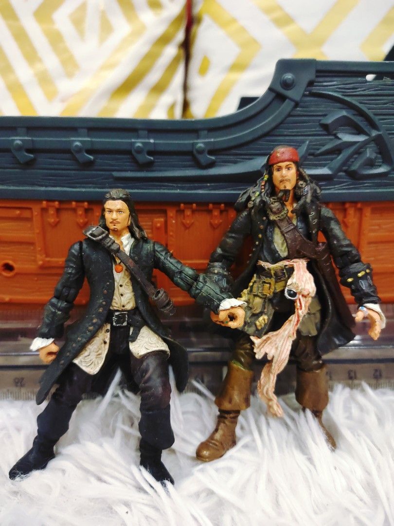 Chapmei pirate ship with 2 figurines disney pirate caribbean jack ...