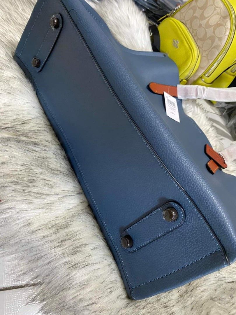 Coach Relay Tote Bag, Women's Fashion, Bags & Wallets, Tote Bags on ...