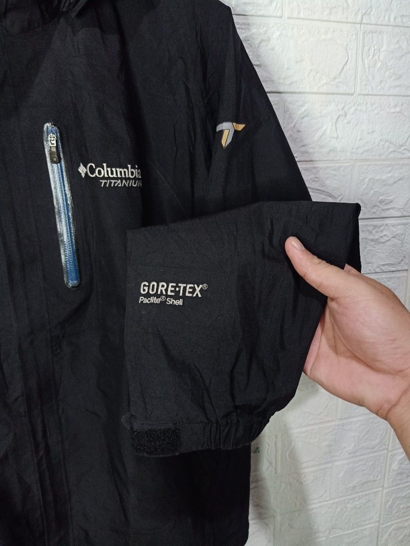 Columbia Titanium Gore-Tex rain jacket, Men's Fashion, Coats, Jackets ...
