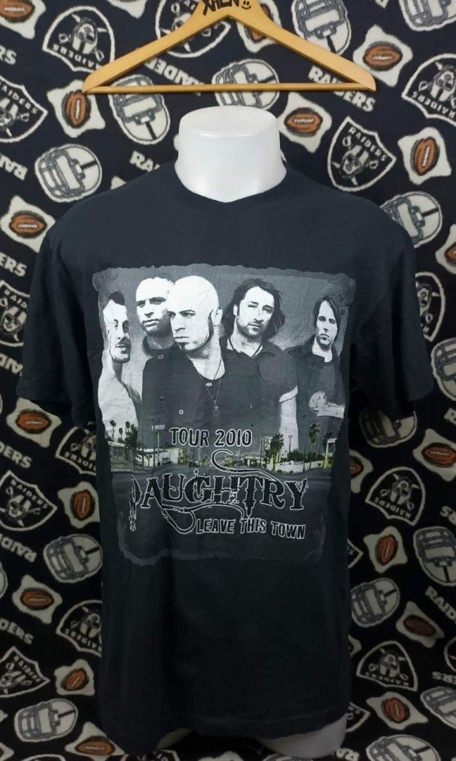 Daughtry 2010 Tour Shirt, Men's Fashion, Tops & Sets, Tshirts & Polo ...