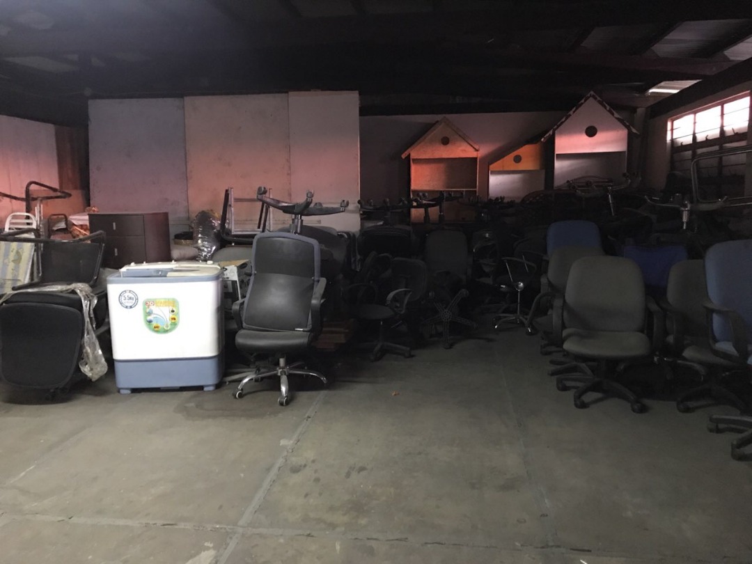 Defective Scrap Aircon For Dispose Buyer Here!!!, Everything Else ...