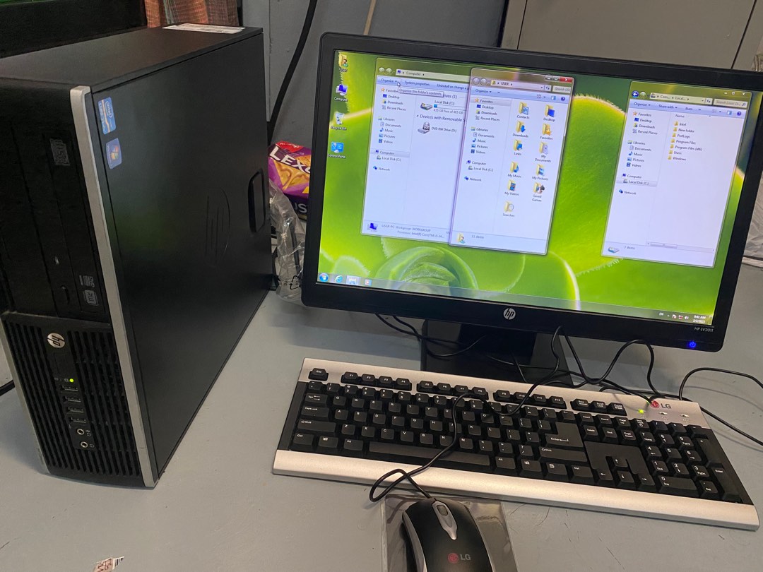 Desktop hp computer with hp monitor, Computers & Tech, Desktops on ...