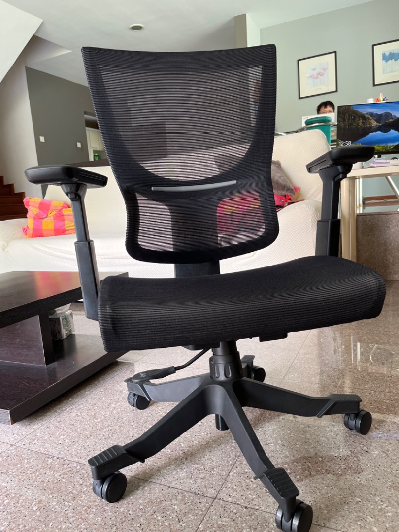 Ergotune Classic Office Chair Black, Furniture & Home Living, Furniture ...