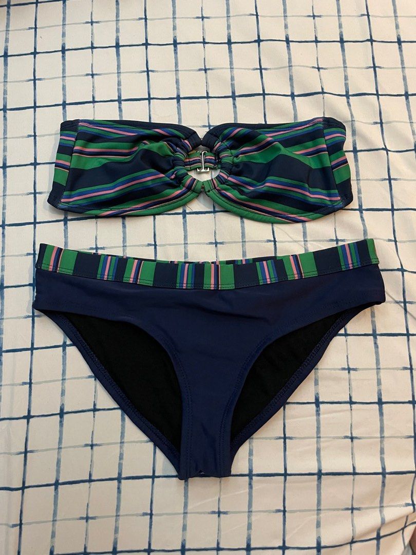Folded & Hung Bikini 2pc Set (Size S), Women's Fashion, Swimwear ...