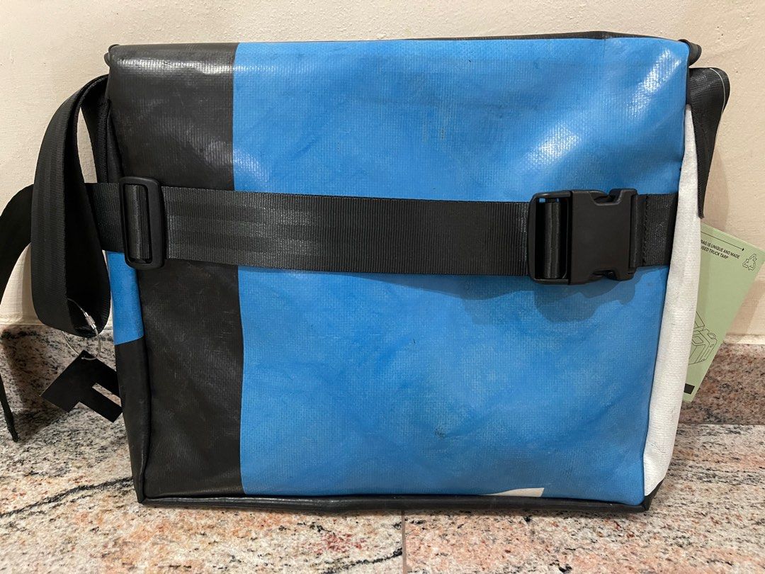 Freitag F712 Black, Men's Fashion, Bags, Sling Bags on Carousell