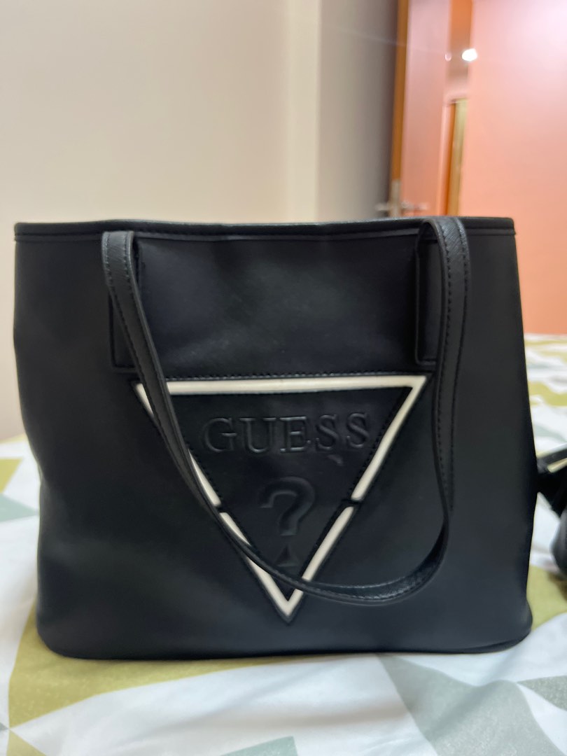 Guess Tote Bag, Women's Fashion, Bags & Wallets, Tote Bags on Carousell