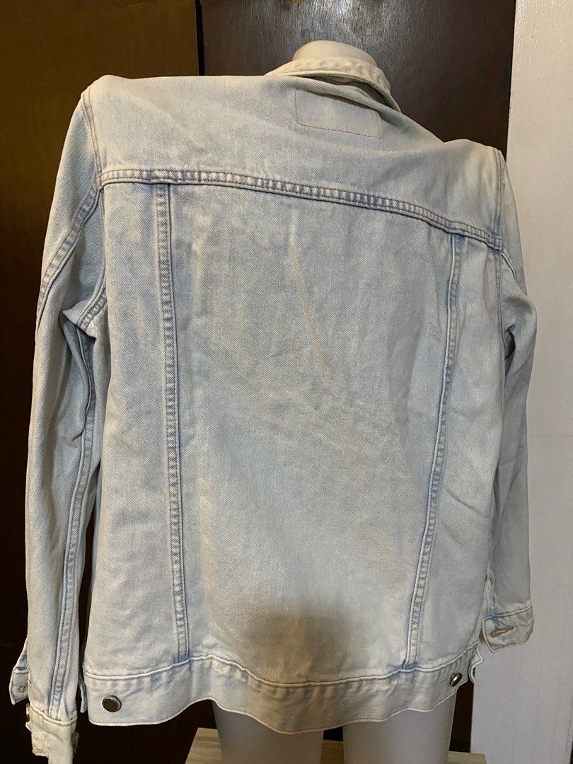 Hnm denim jacket, Women's Fashion, Coats, Jackets and Outerwear on ...