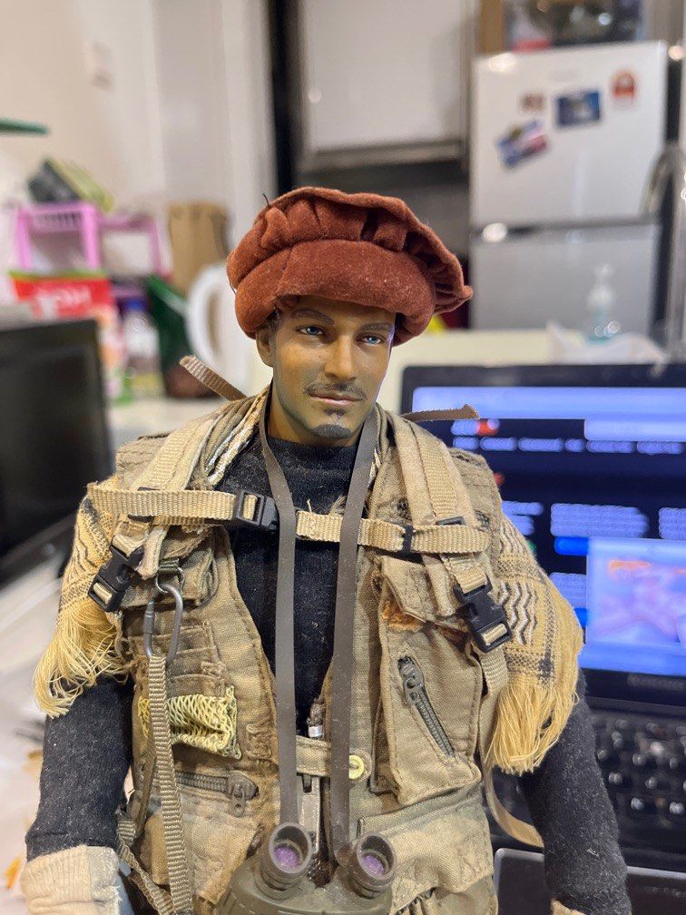 Hot Toys 1:6 modern US spec ops Delta Force figure full gear loose ...