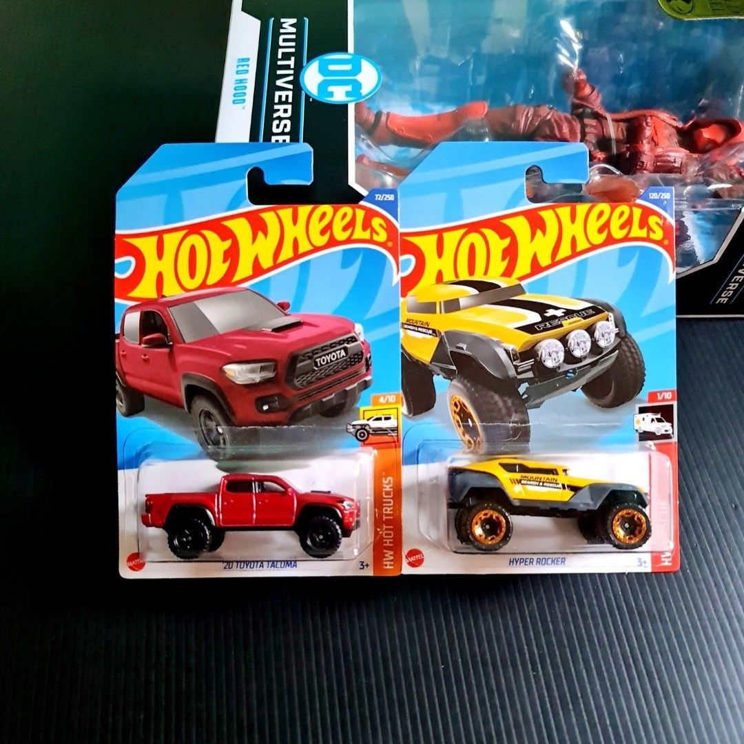 Hot Wheels '20 Toyota Tacoma, Hyper Rocker Hotwheels Hot Trucks Rescue ...