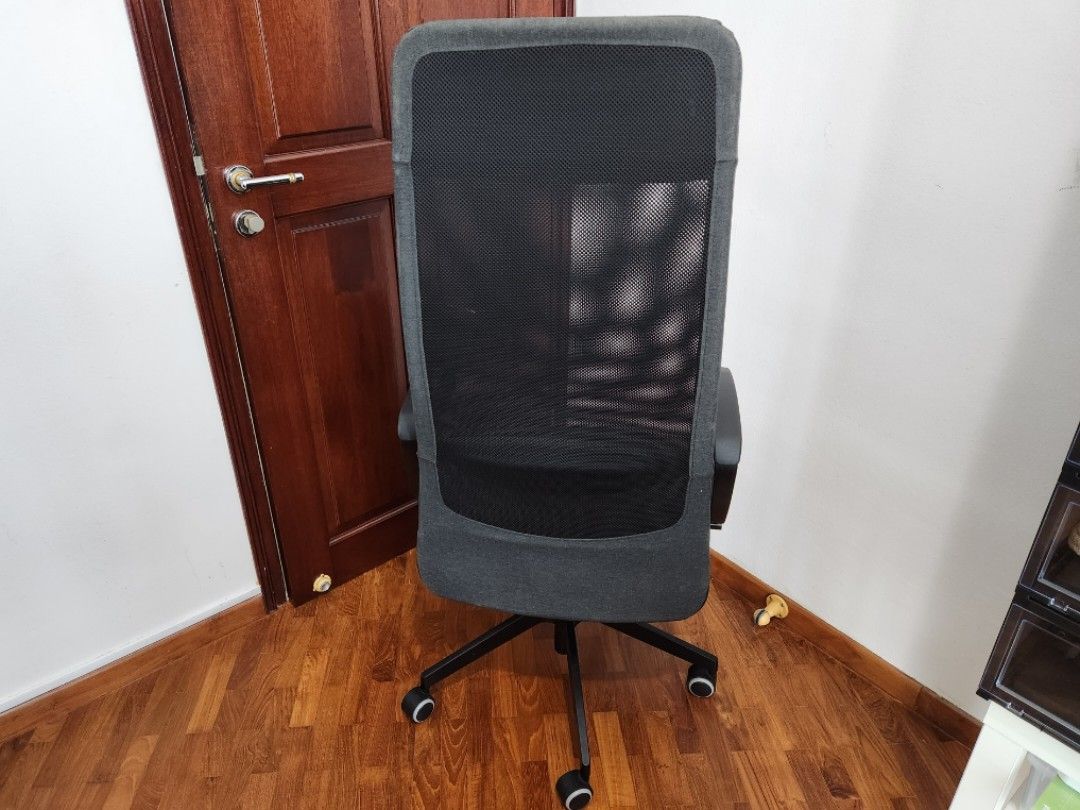 IKEA Markus Office Chair, Furniture & Home Living, Furniture, Chairs on ...
