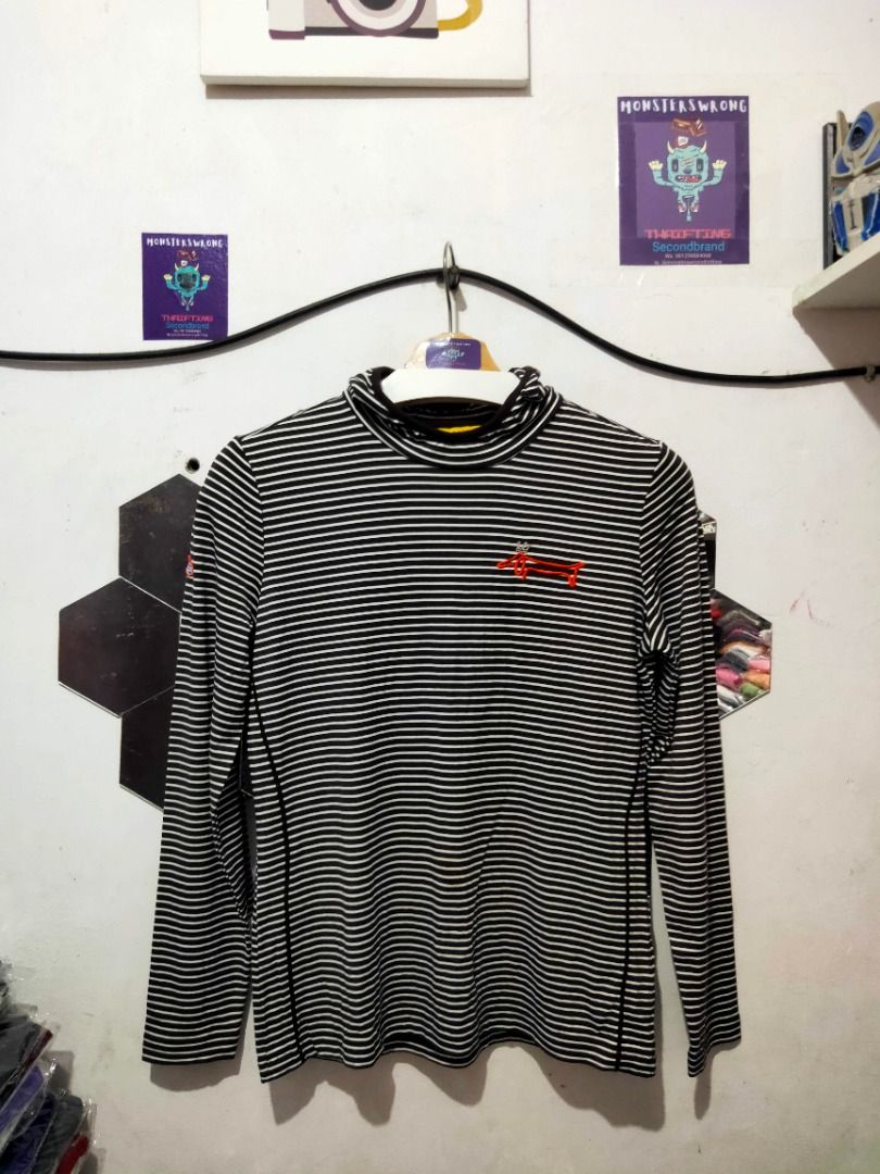 Kaos Lengan Panjang Louis Castel Garis Garis Putih Coklat Big Logo ...