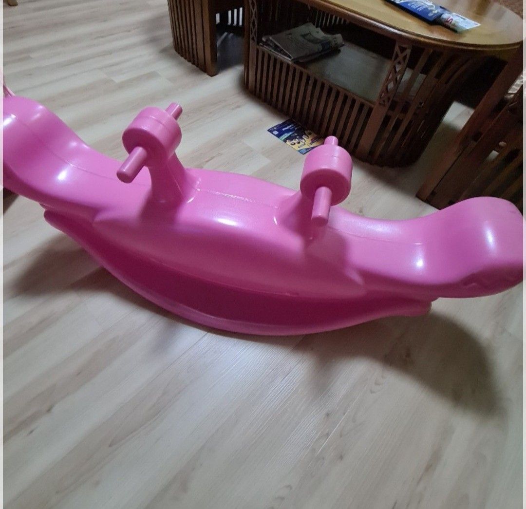 Kids see saw, Hobbies & Toys, Toys & Games on Carousell
