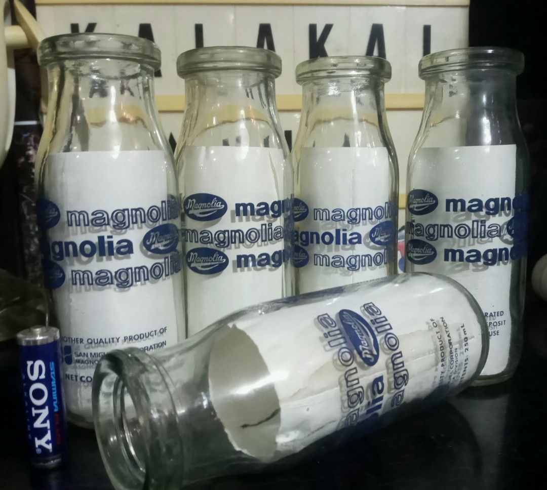 MAGNOLIA 250ML GLASS BOTTLES, Hobbies & Toys, Memorabilia ...