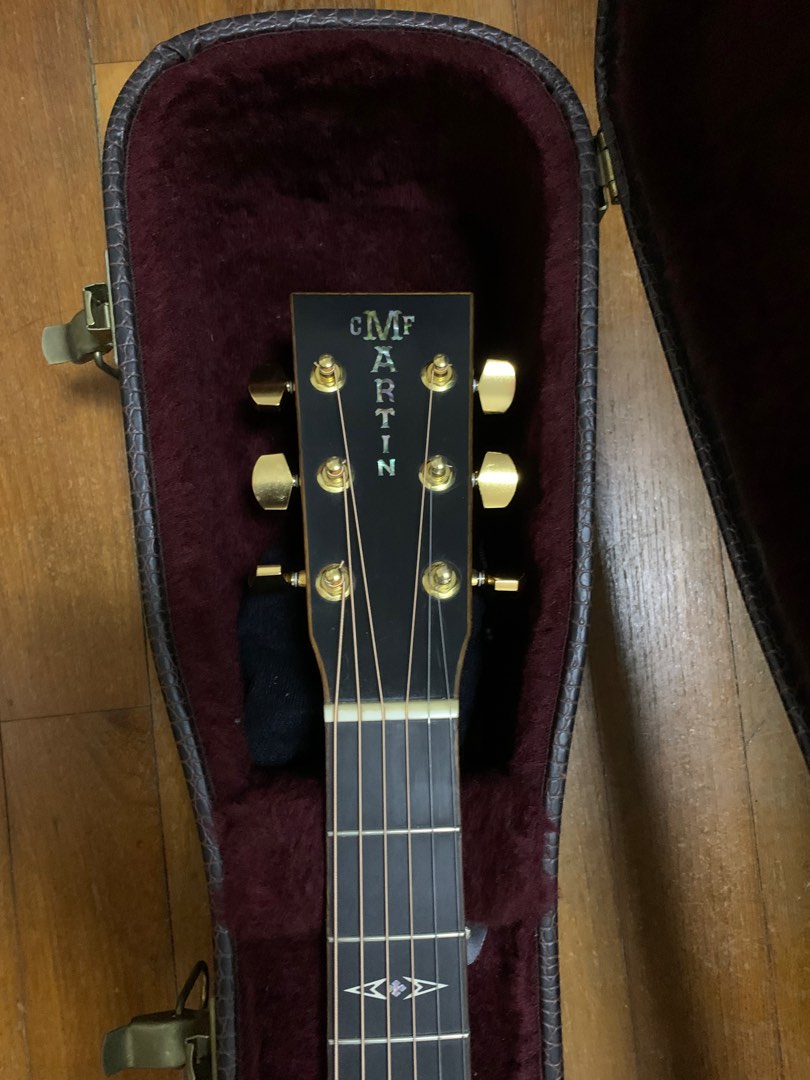 Martin DCPA-1 Plus with Fishman pickups, Hobbies & Toys, Music & Media ...