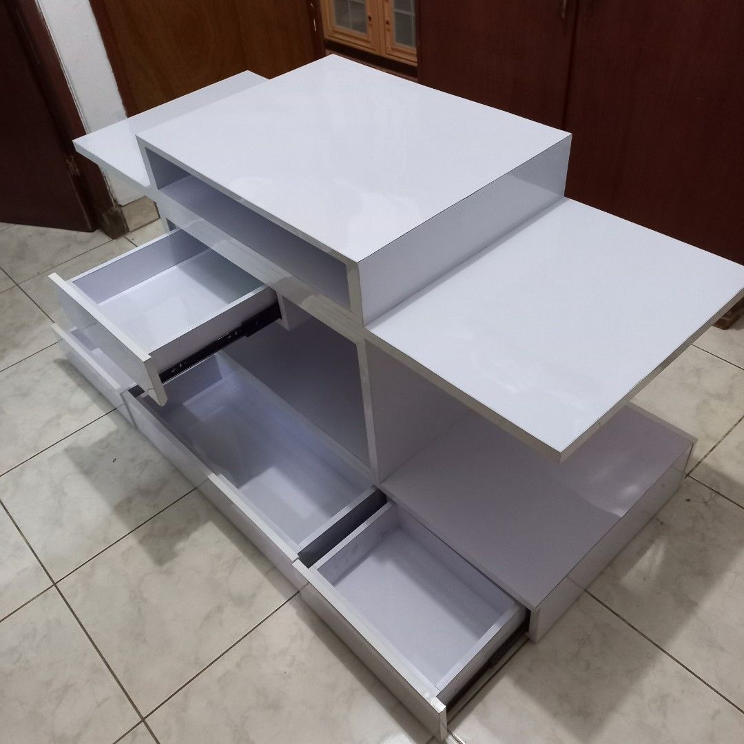 Meja TV Custom Bahan Multiplek Finishing Full HPL, Perabotan Rumah di ...