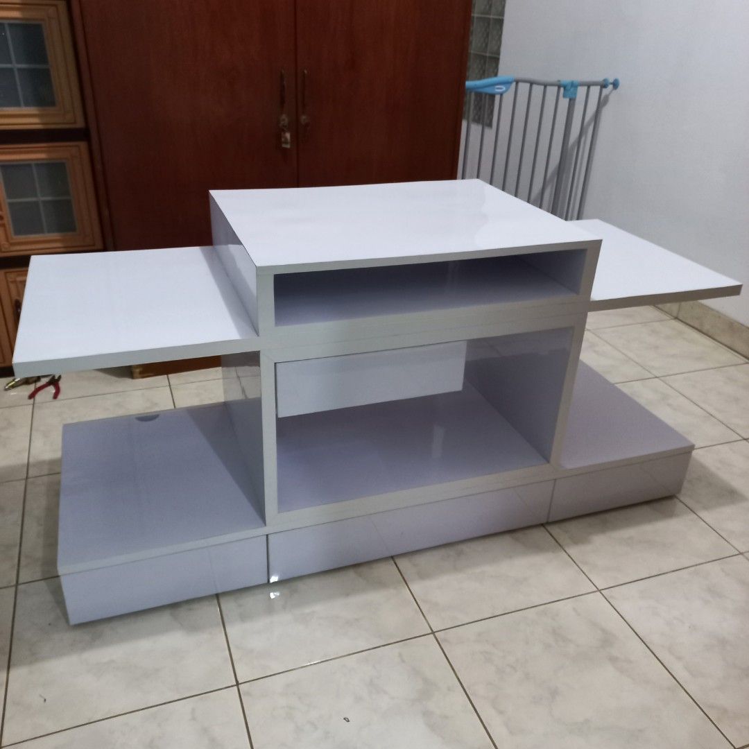 Meja TV Custom Bahan Multiplek Finishing Full HPL, Perabotan Rumah di ...