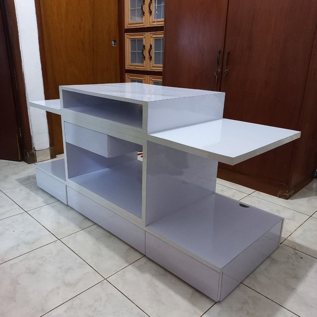 Meja TV Custom Bahan Multiplek Finishing Full HPL, Perabotan Rumah di ...