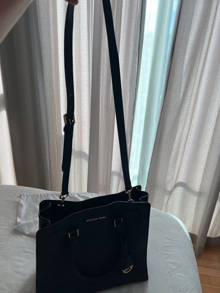 Michael Michael Kors work bag, Women's Fashion, Bags & Wallets, Cross ...