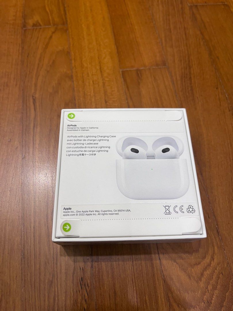 NEW AirPods (3rd Gen) w Lightning Charging Case, Audio, Earphones on ...