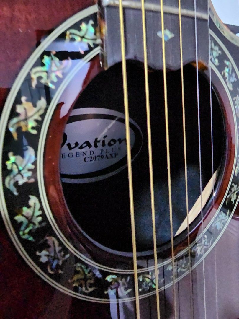 Ovation Legend plus C2079AXP, Hobbies & Toys, Music & Media, Musical ...