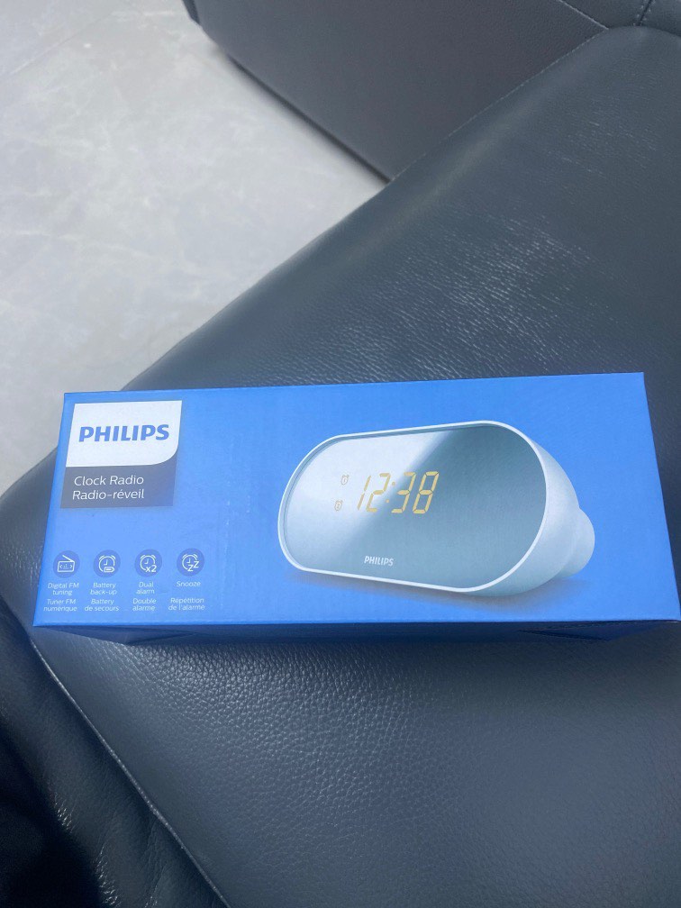 Philips radio clock, Audio, Soundbars, Speakers & Amplifiers on Carousell