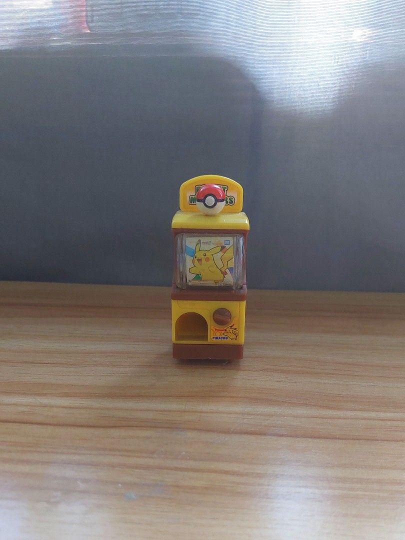 Pokemon Gachapon, Hobbies & Toys, Memorabilia & Collectibles, Fan ...
