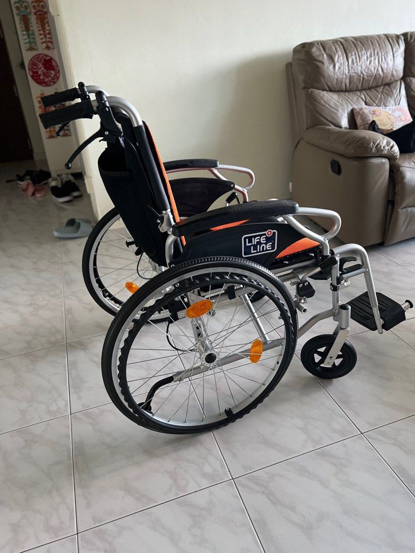 Pristine High-End Lifeline Wheelchair, Health & Nutrition, Assistive ...