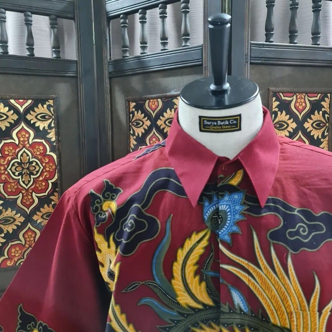 Red Batik w inner layer (CNY / functions), Men's Fashion, Tops & Sets ...