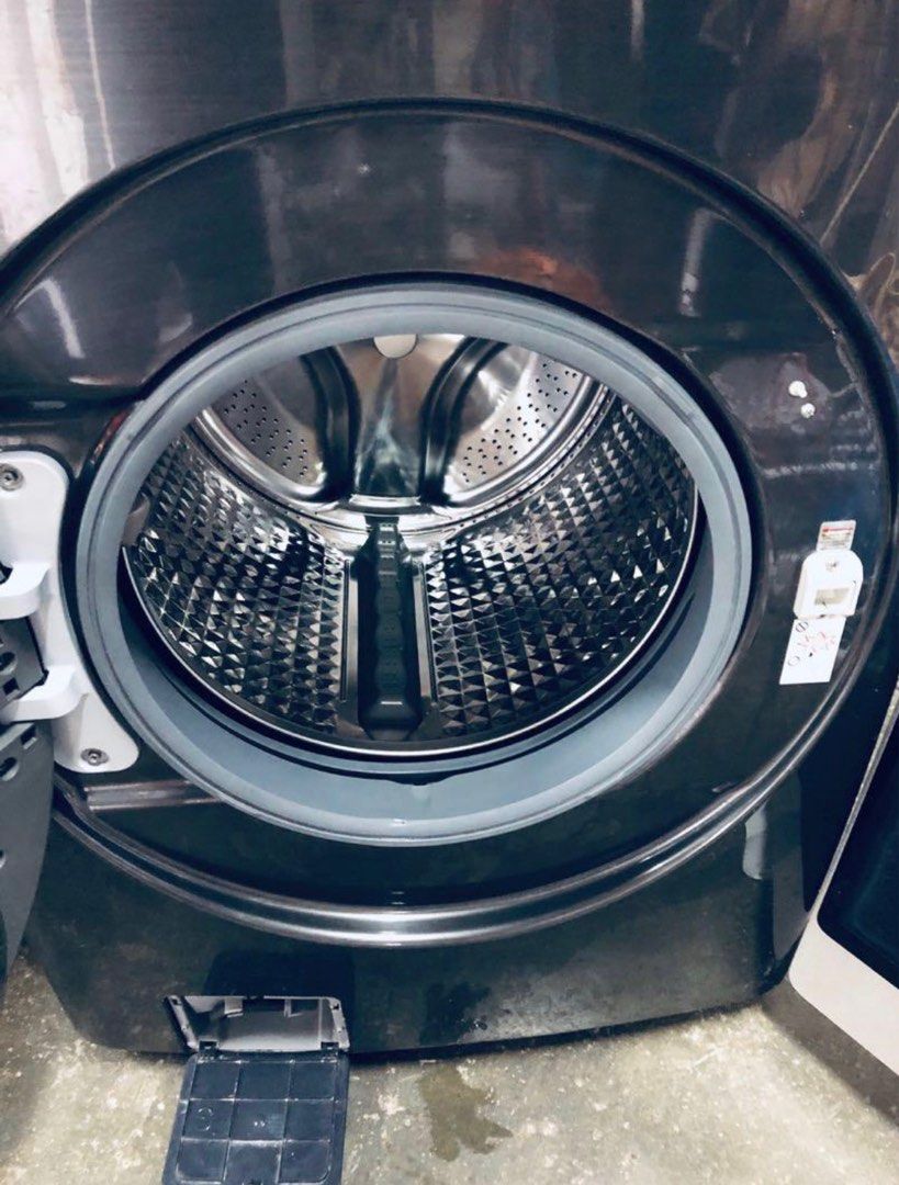 Samsung Flexwash washer and dryer, TV & Home Appliances, Washing Machines and Dryers on Carousell