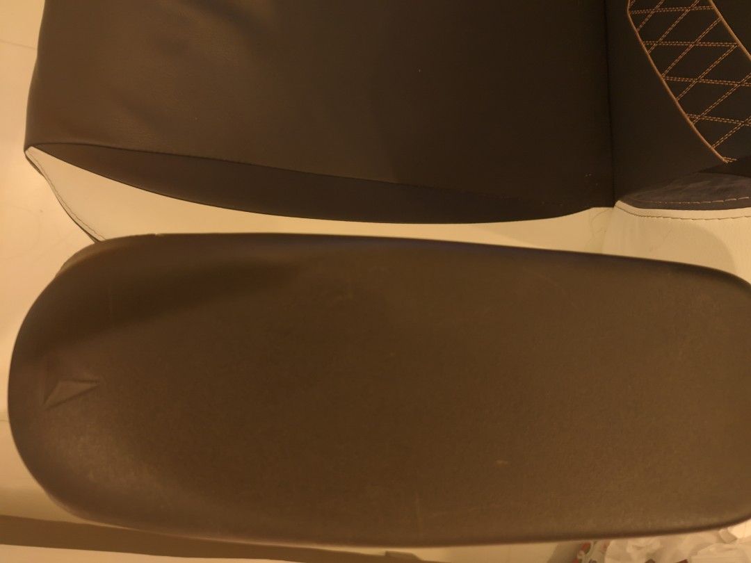 Secretlab TITAN 2020 Team Liquid, Furniture & Home Living, Furniture ...